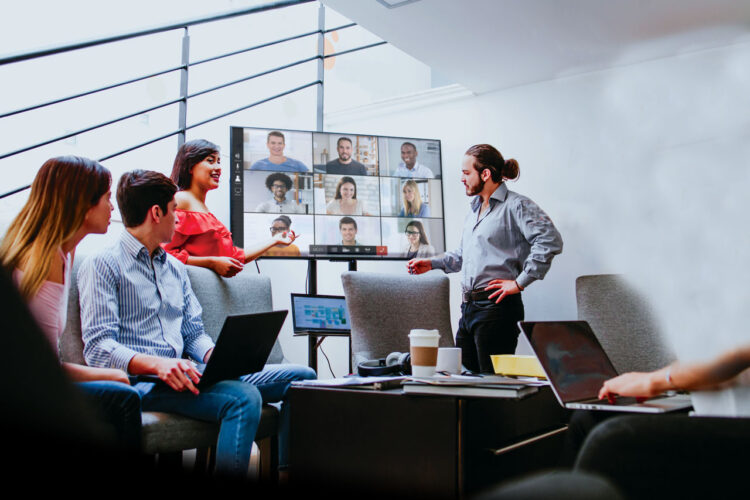 Kramer VIA - Collaborate Wirelessly, Anywhere